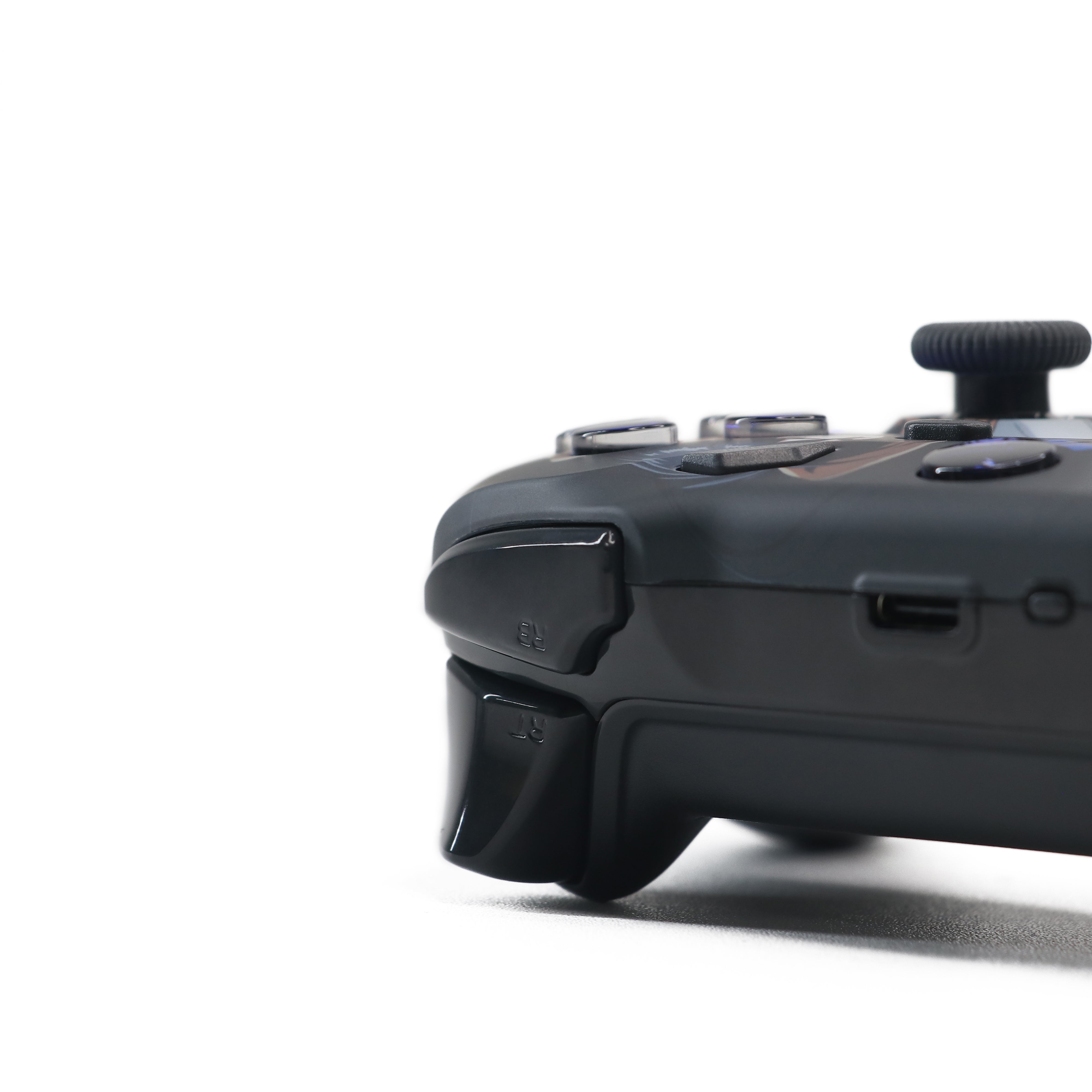 Rexus Daxa Asteria AX1 Gamepad Wireless AOT Mikasa Special Edition