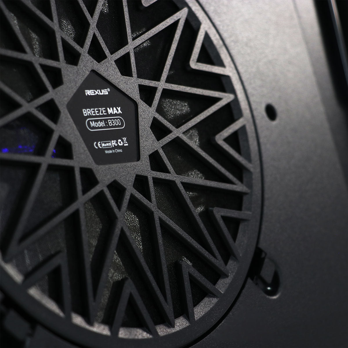 Rexus B300 Cooling Pad Breeze Max RGB - Laptop Cooler 2200RPM
