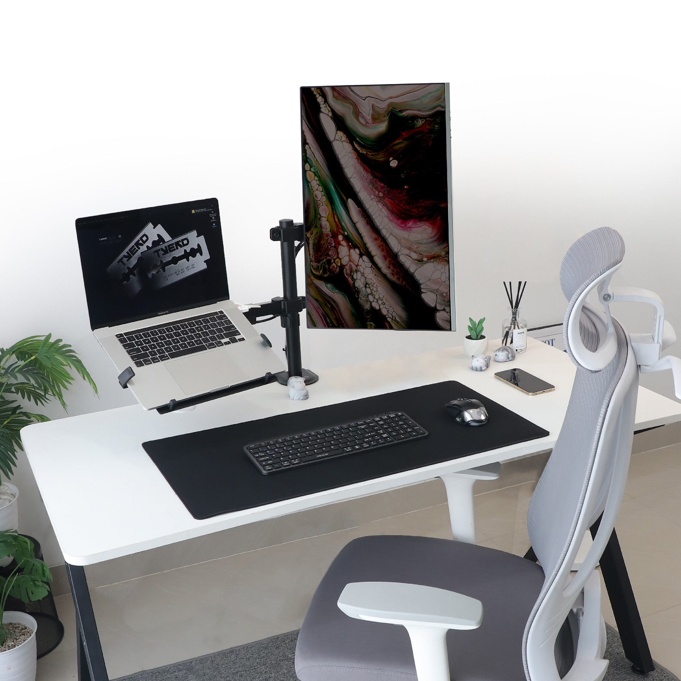 Rexus Monitor Arm Bracket DBM-03